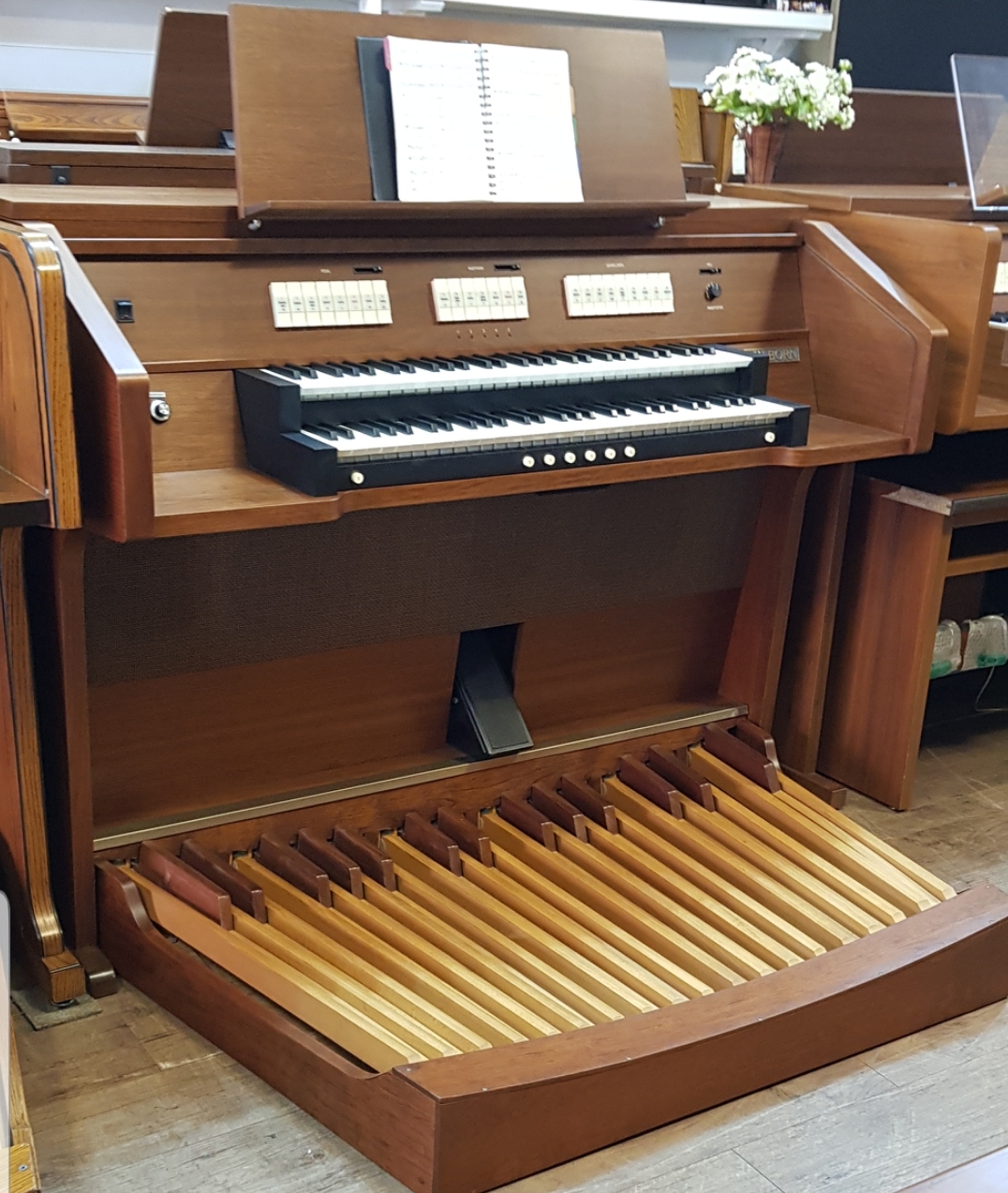 콘텐트오르간 – AHLBORN Pracludium IV