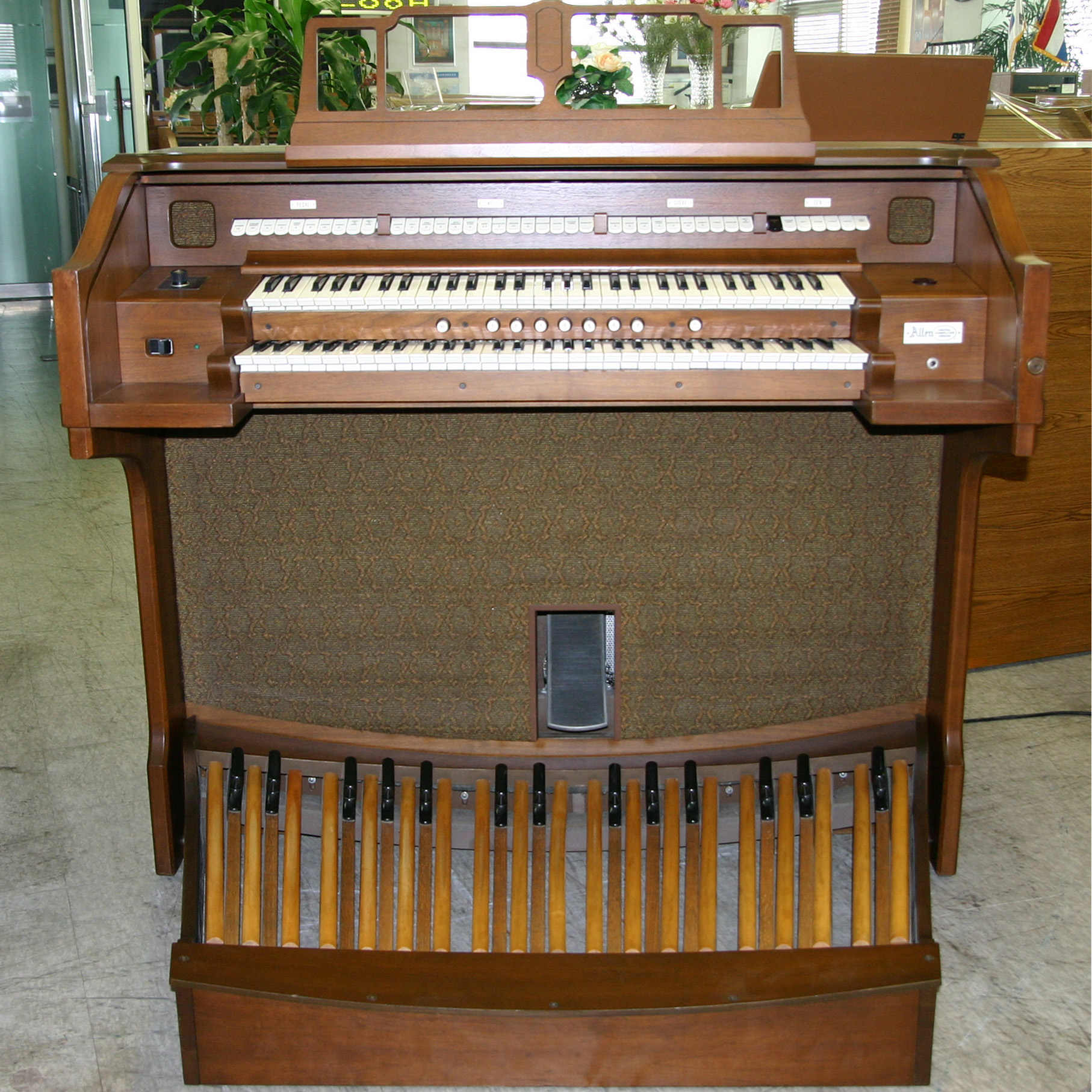 콘텐트오르간 – ALLEN ADC 220
